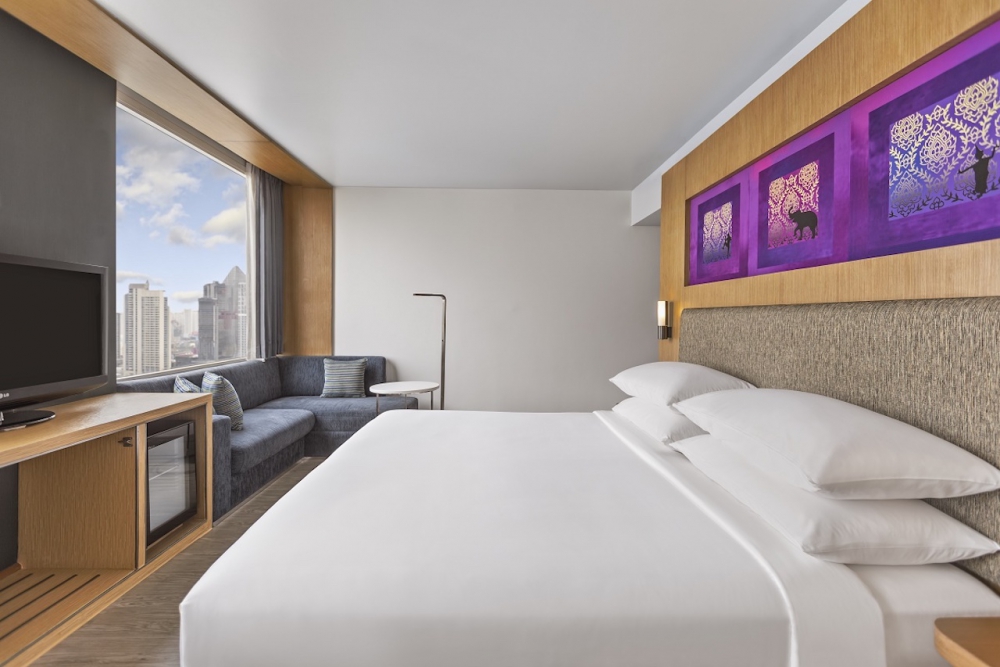Stay Longer, Save up to 25% at Aloft Bangkok